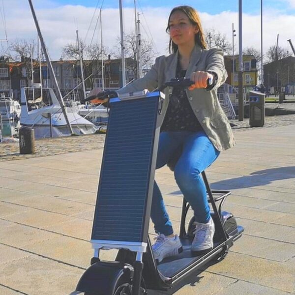 ホームページ - 次世代の太陽光駆動マイクロモビリティ「HelioX」